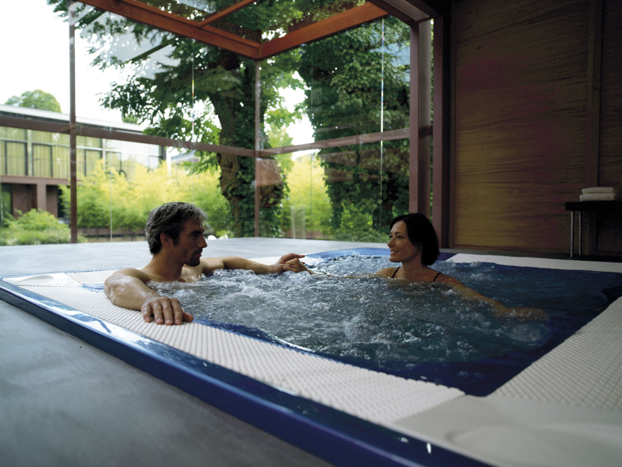 Jacuzzi®Virginia ProTO ORDER Hot Tub| Oyster Pools & Hot Tubs
