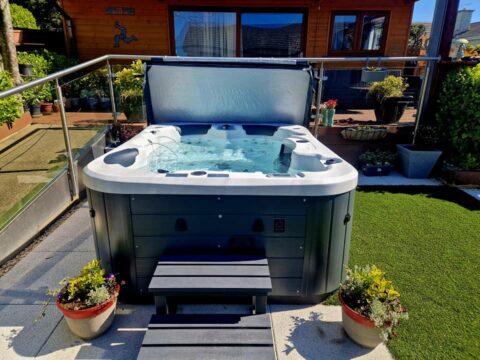 Vortex Spas™NEON™TO ORDER Hot Tub | Oyster Pools & Hot Tubs