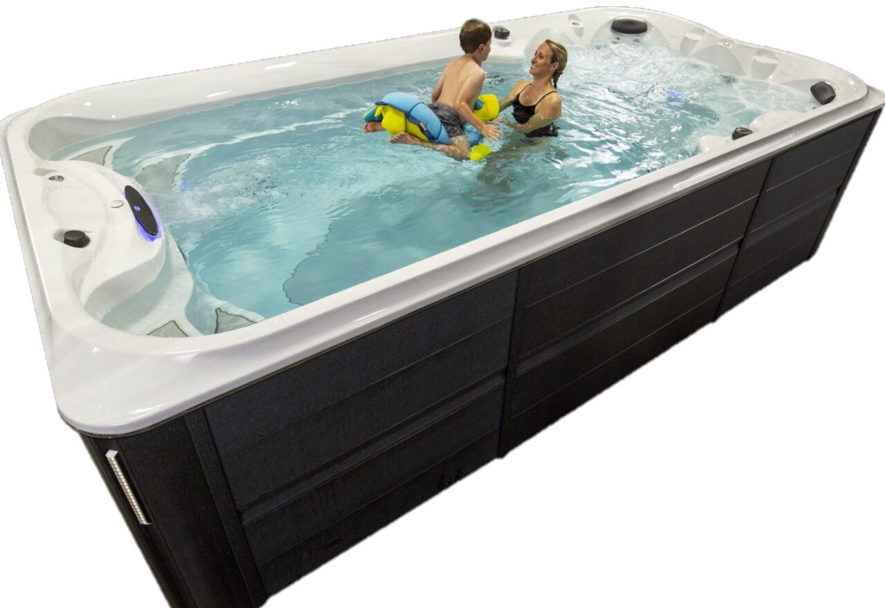 Jacuzzi®­J-16 Swim Spa Pool­ Ex-Display SOLD | Oyster Pools
