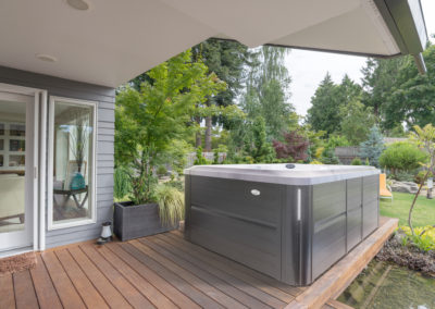 Jacuzzi®­J-13™ Swim Spa Pool | Oyster Pools & Hot Tubs