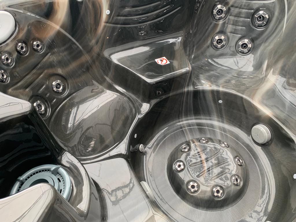 Jacuzzi®J-245IP™ Ex-Display: SOLD Hot Tub | Oyster Pools & Hot Tubs - Wales